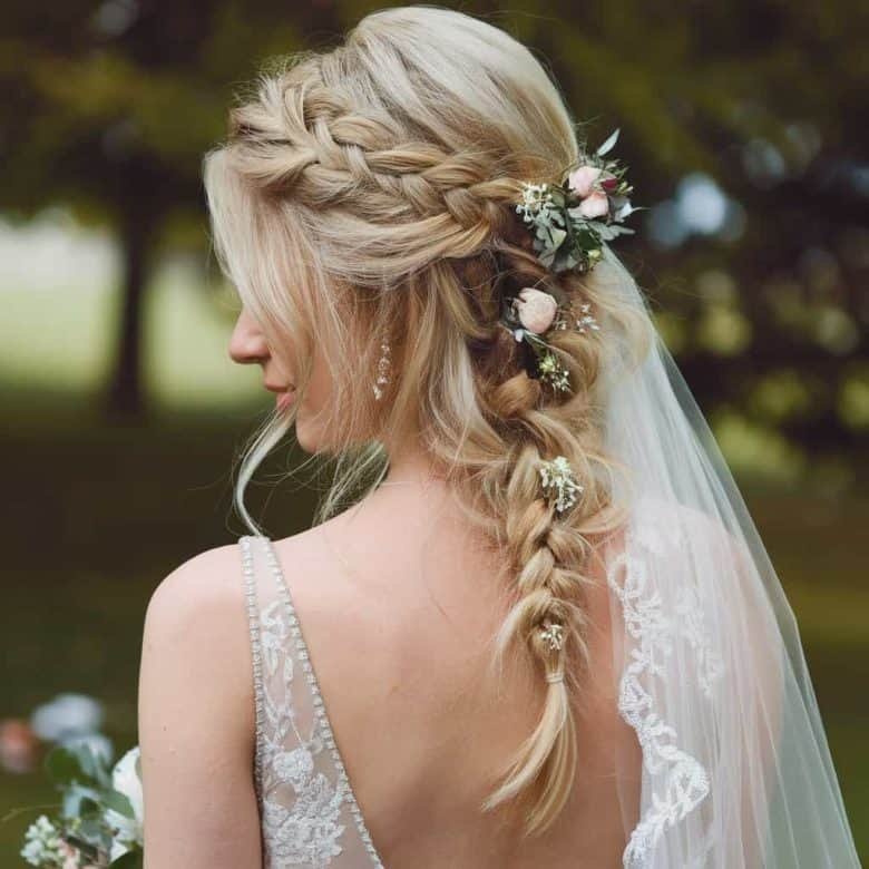 Top 9 Trending Wedding Hairstyles for Your Big Day