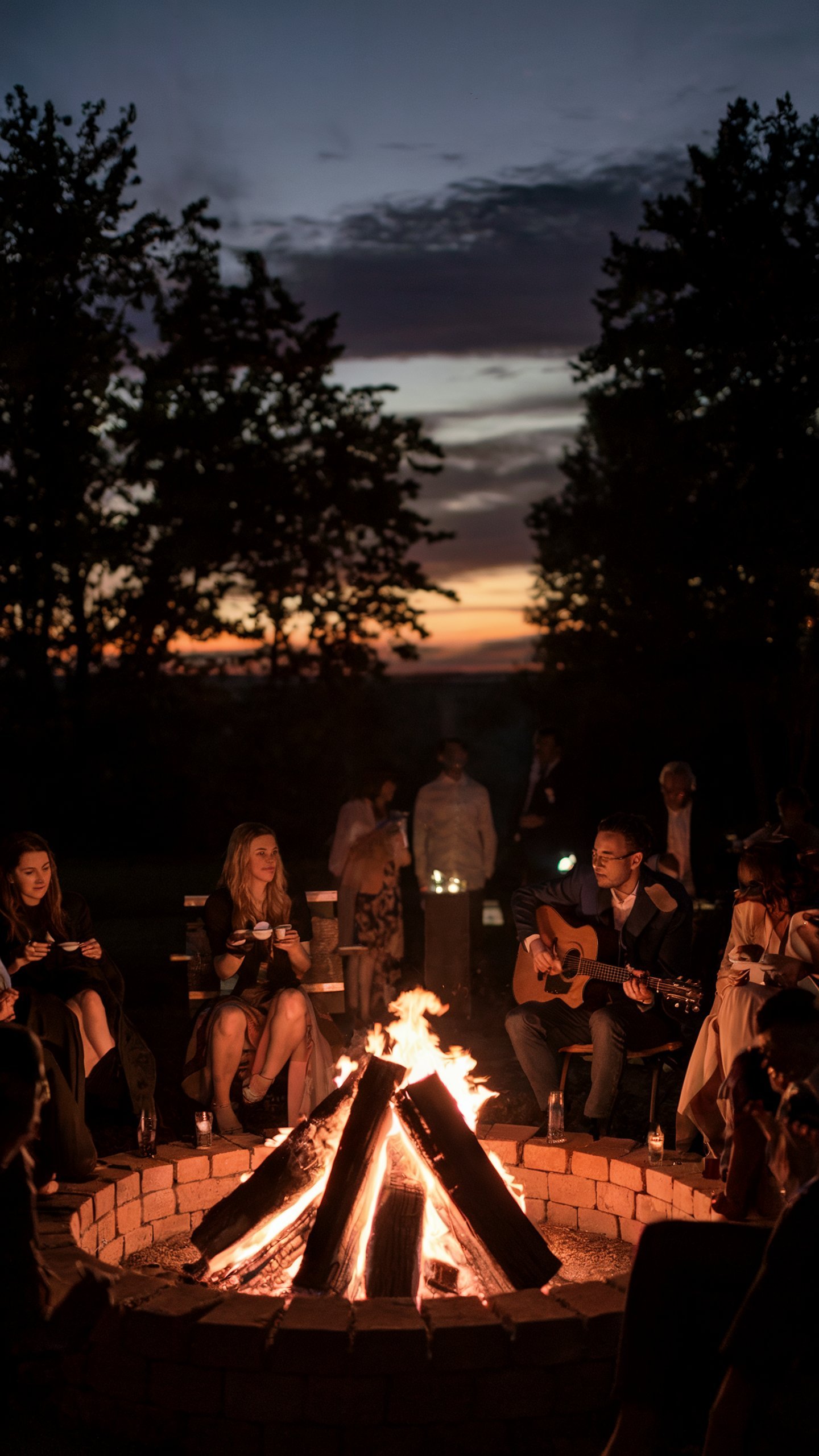 40 Effortlessly Casual Wedding Ideas for Laid-Back Couples