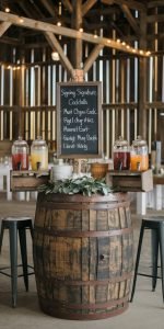 9 Rustic Barn Wedding Décor Ideas Trending Now